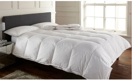 Duvet cover inner / Quilt - White | TilyExpress Uganda